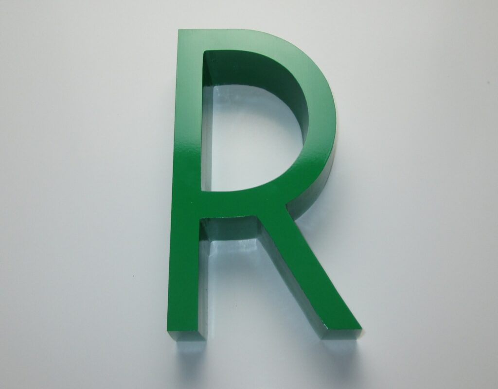 CAST METAL LETTERS – CAST ALUMINIUM LETTERS AND CAST BRONZE LETTERS